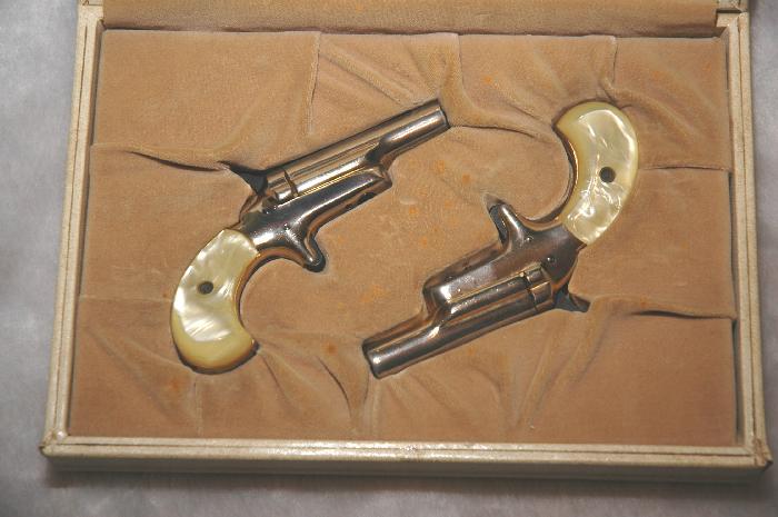 Colt "Look" Lady Derringer Unfired, 22 Cal. For Sale at GunAuction.com ...