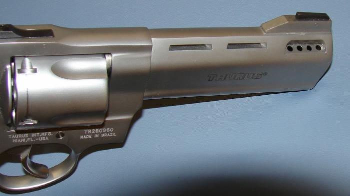 Taurus Raging Bull .480 Ruger 5 Inch No Reserve For Sale at GunAuction ...