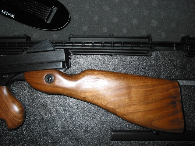 Auto Ordinance Corp. Thompson M1 Semi-Auto Wwii `Tommy Gun`-Extras .45 ...