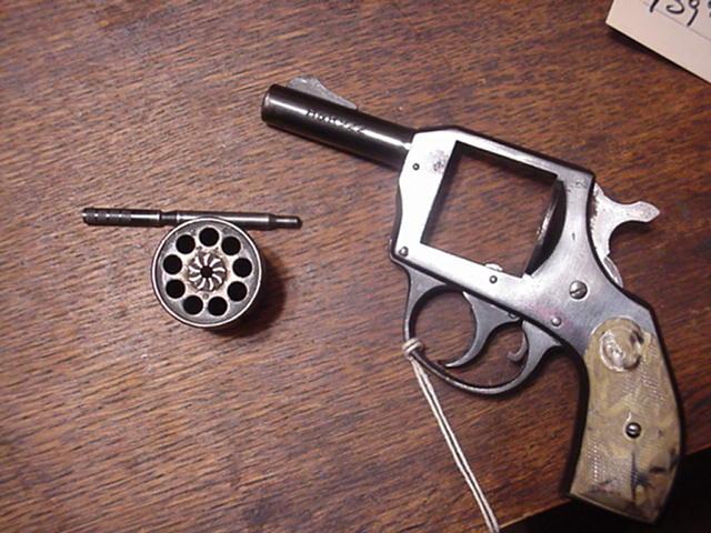 Harrington & Richardson, Inc. H&R 922 9 Shot .22 Revolver No Reserve ...