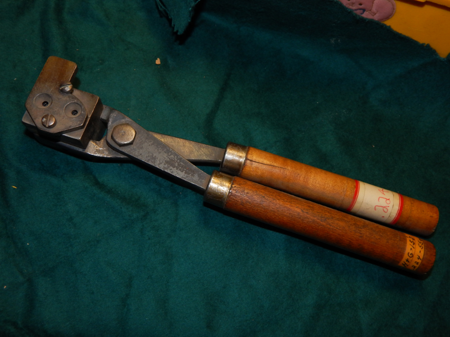 Hensley & Gibbs 2 Cavity .22 Cal Bullet Mold.. .22 Lr For Sale at ...