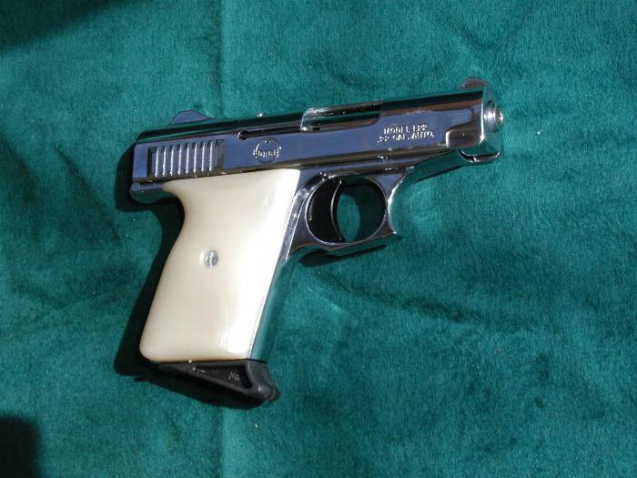 Lorcin L22 - 22 Auto