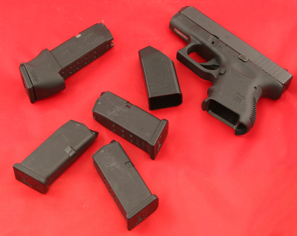 Glock 33 G33 With 3 1/4 In. Barrel And 4 Mags Lnib .357 Sig For Sale at ...
