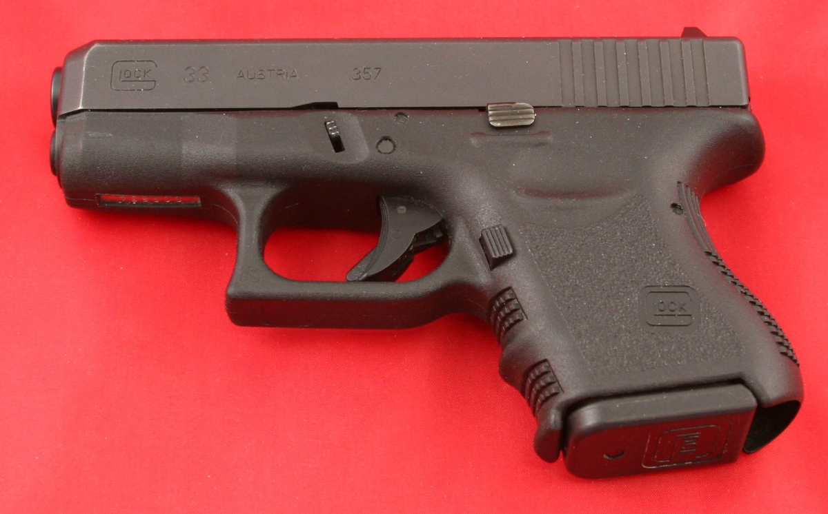 Glock 33 G33 With 3 1/4 In. Barrel And 4 Mags Lnib .357 Sig For Sale at ...