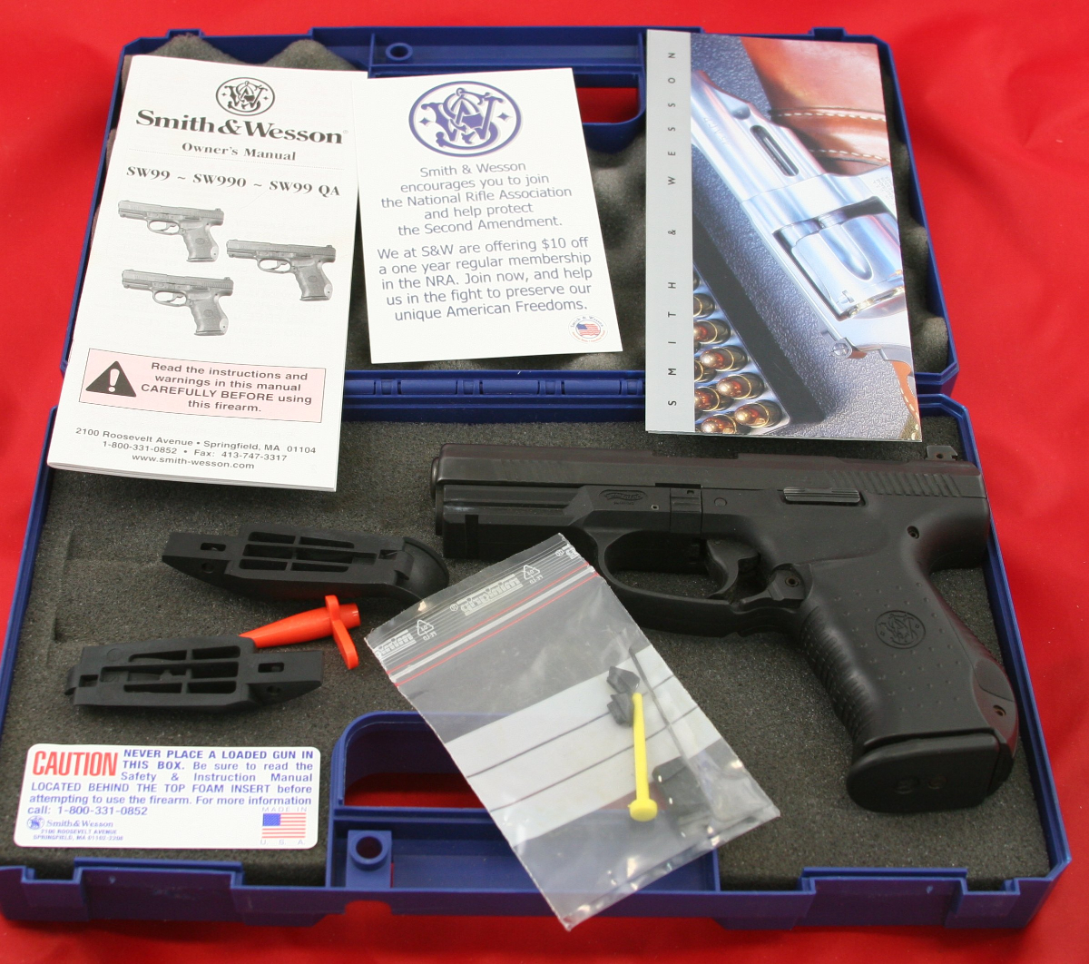 The attached pictures are part of the description. Please scroll down ...