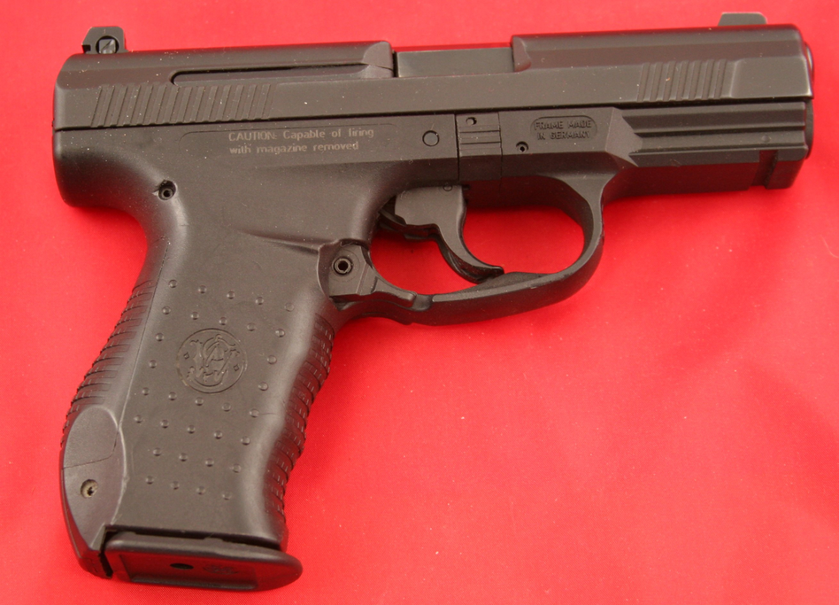 Smith & Wesson Walther SW99 4 1/4 in. barrel and Trijicon night sights ...