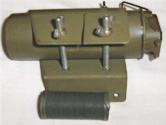 N.I.B. U.S. MILITARY M49A1 GRENADE TRIP FLARE KIT - Picture 4