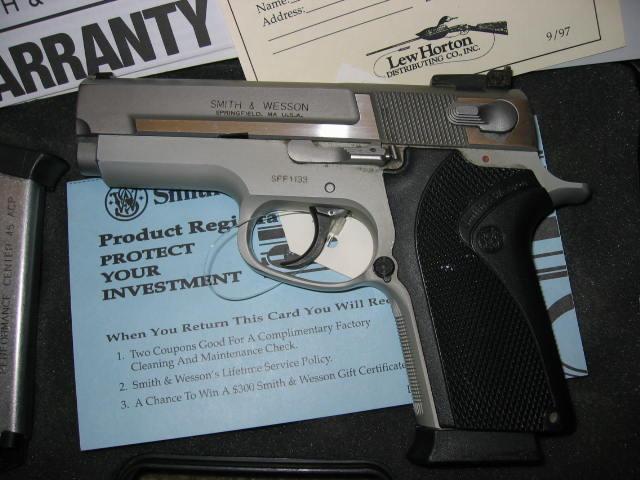 Smith & Wesson Shorty 45 Mk2 Performance Center For Sale at GunAuction ...