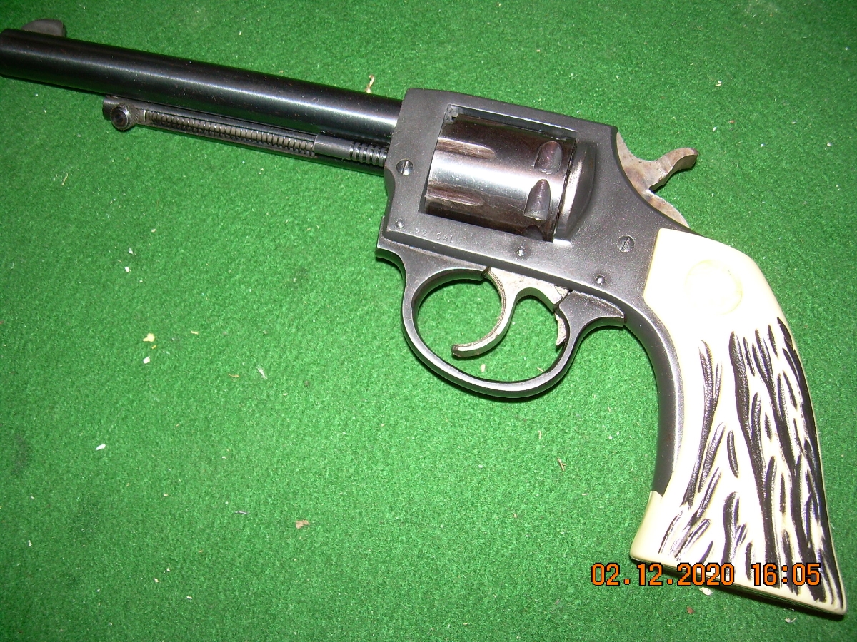 Iver Johnson Model 50 Sidewinder western style da/SA 22 cal revolver ...