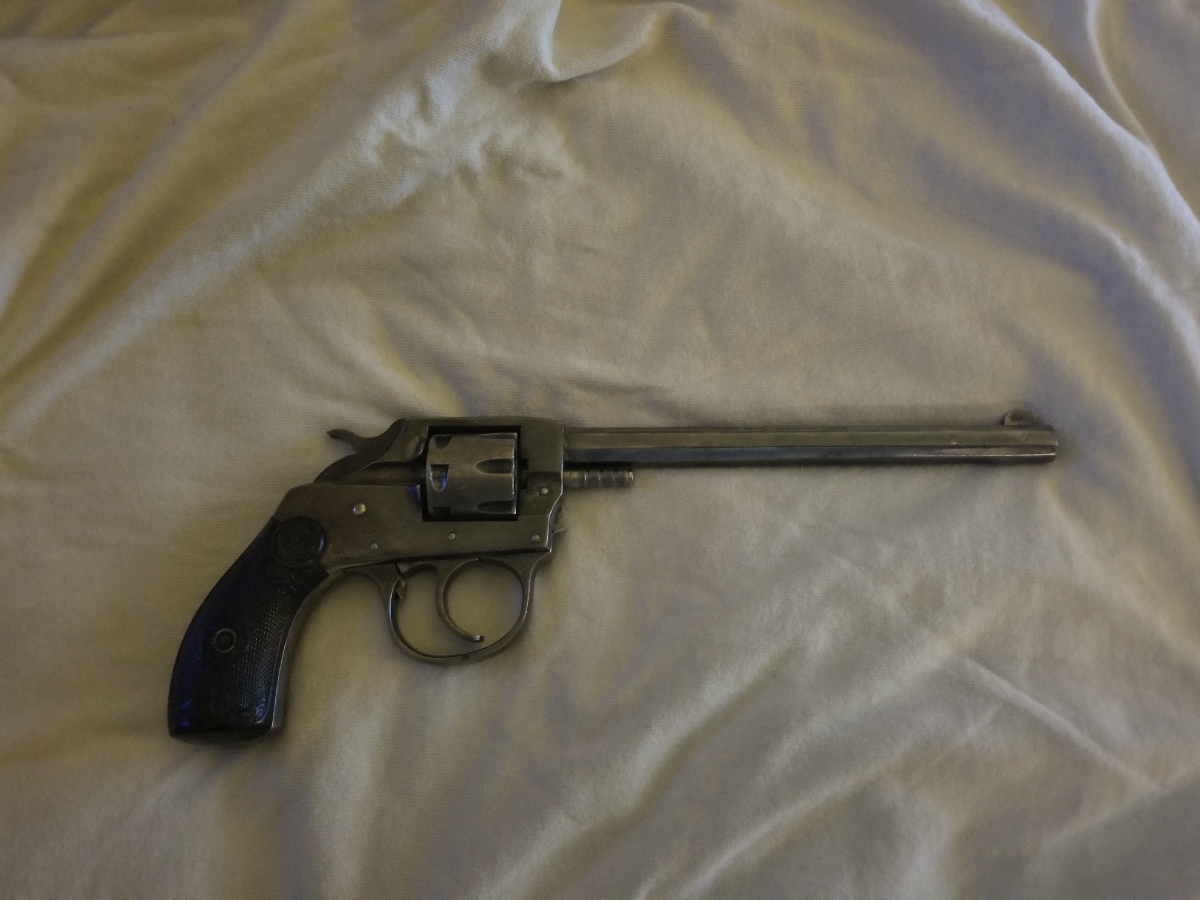 Iver Johnson Model 1900 -- Small Frame Double Action Revolver, Mfd 1922 ...