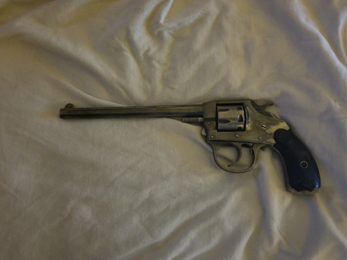 Iver Johnson Model 1900 -- Small Frame Double Action Revolver, Mfd 1922 ...
