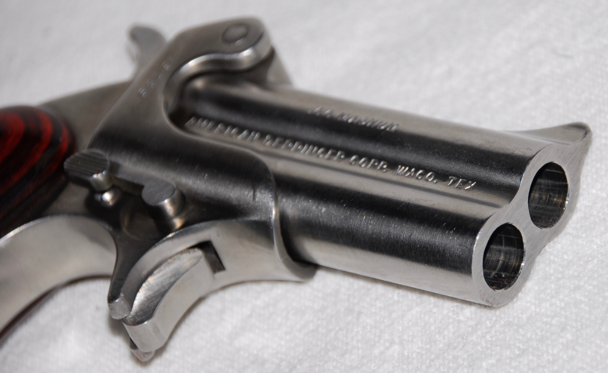 American Derringer Corp. American Derringer .44 Mag Will Also Shoot 44 ...