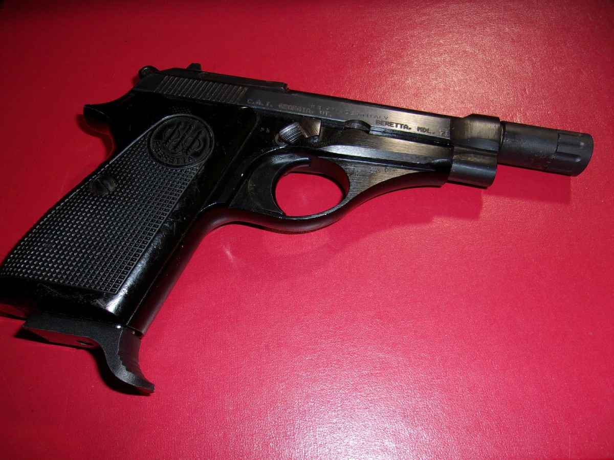 Beretta Model 71, .22 Pocket Gun, Israeli Mossad Special, Threaded ...