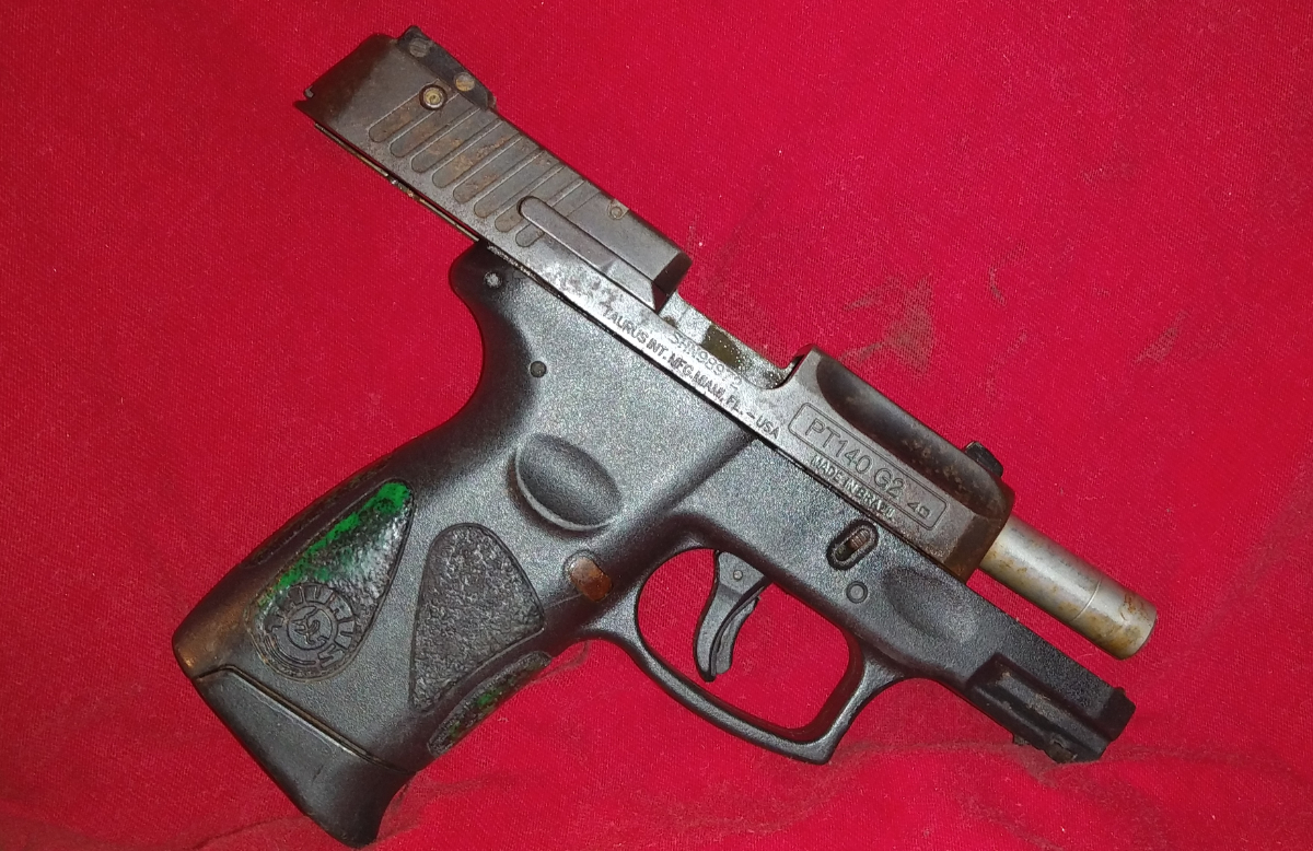 Taurus Pt140 Millenium G2, .40, 10 Round Mag, Shoots, Lifetime Factory ...