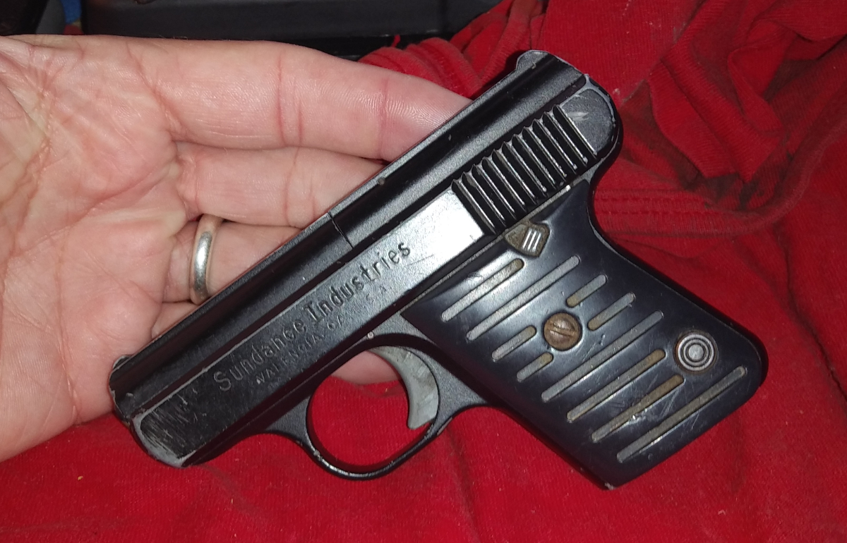 Sundance Arms A 25, .25 Auto, Needs Magazine, Good Shape, Fires, Ring ...