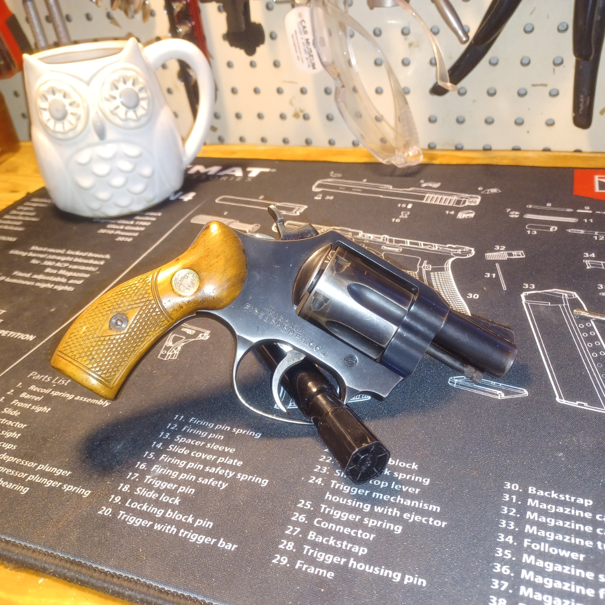 Miroku Liberty Chief Pocket Revolver. Looks Like A Colt Detective ...