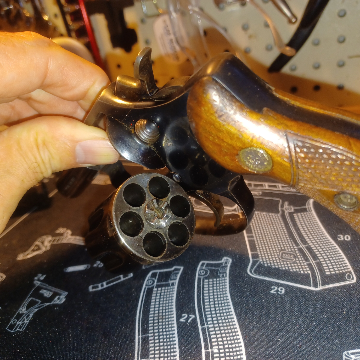 Miroku Liberty Chief Pocket Revolver. Looks Like A Colt Detective ...