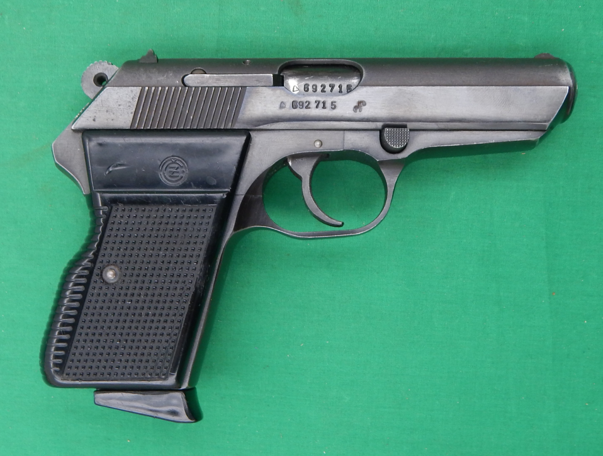 CZ VZOR 70 (Model 1970) Semi-Auto Pistol w/2 Clips 7.65 17306146 ...