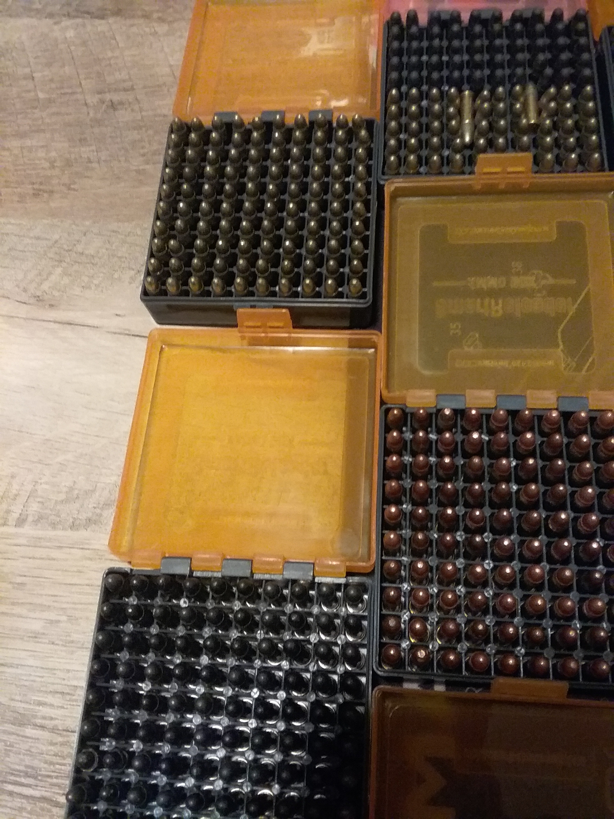 Unknown 1400 Rounds Of 22 Long Rifle With Smart Reloader Boxes Shooters ...