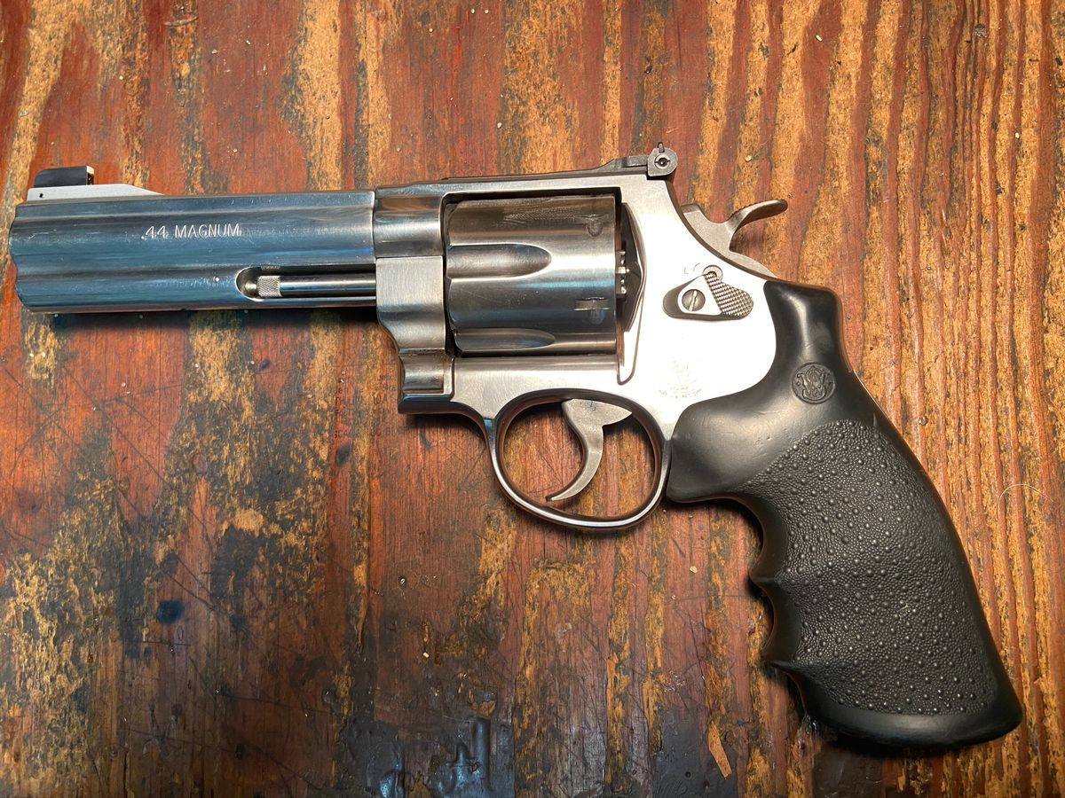 Smith & Wesson 629 Classic