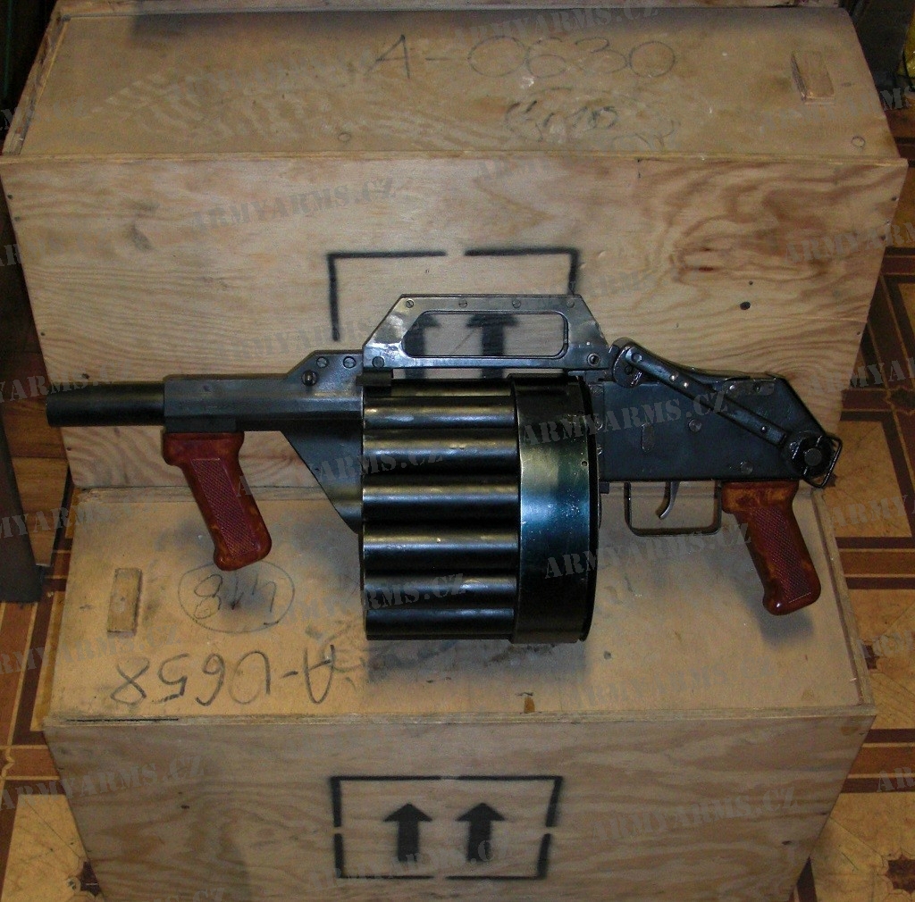 Wojskowa Akademia Techniczna RARE Polish RGA-86 15-Shot Revolver Flare ...