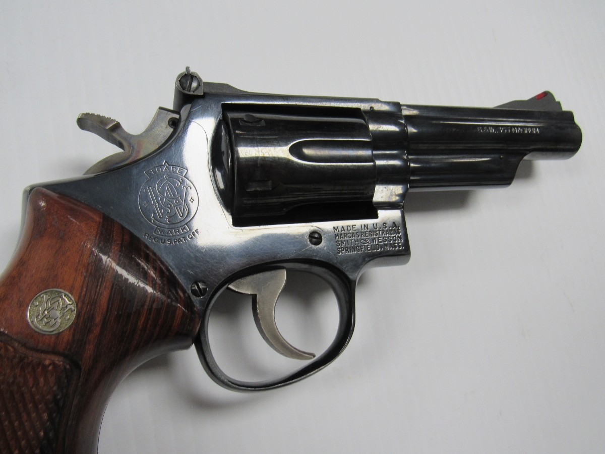 Smith & Wesson Smith Wesson Mod19-3 With Oak Case 357 Mag 4 Inch .357 ...