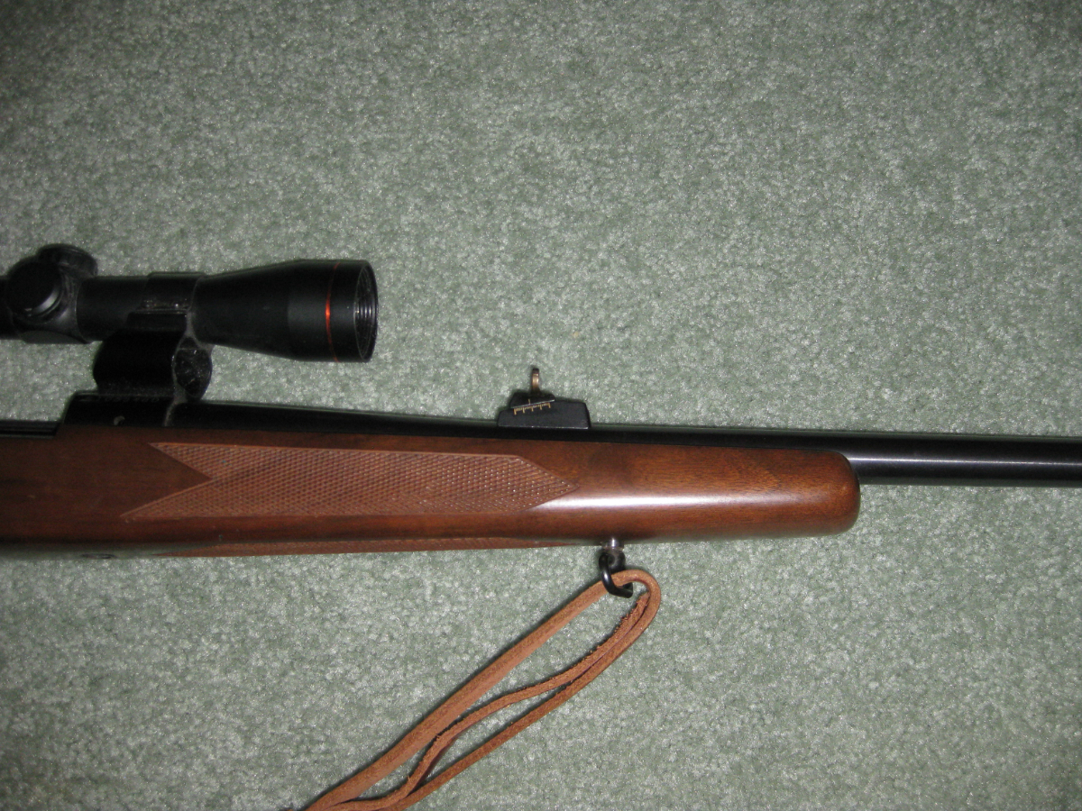 winchester-30-06-win-model-70-22-bbl-walnut-checkered-pistol-grip