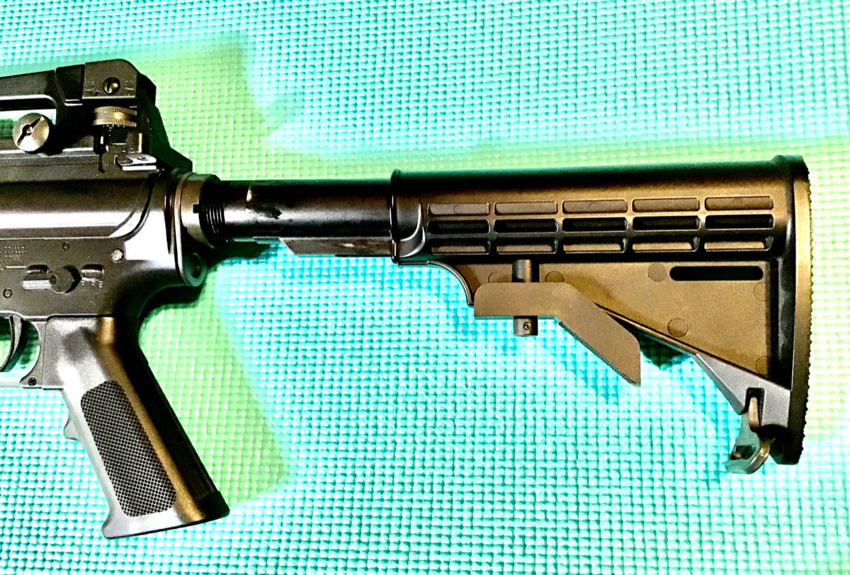 BRAND NEW COLT M4 .22LR - same configuration as the 5.56 AR 15 platform ...