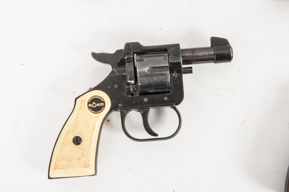 Various Lot Of 6 Pocket Size Revolvers Used Gun Inv 209792 209800 various-lot-of-6-pocket-size-revolvers-used-gun-inv-209792-209800