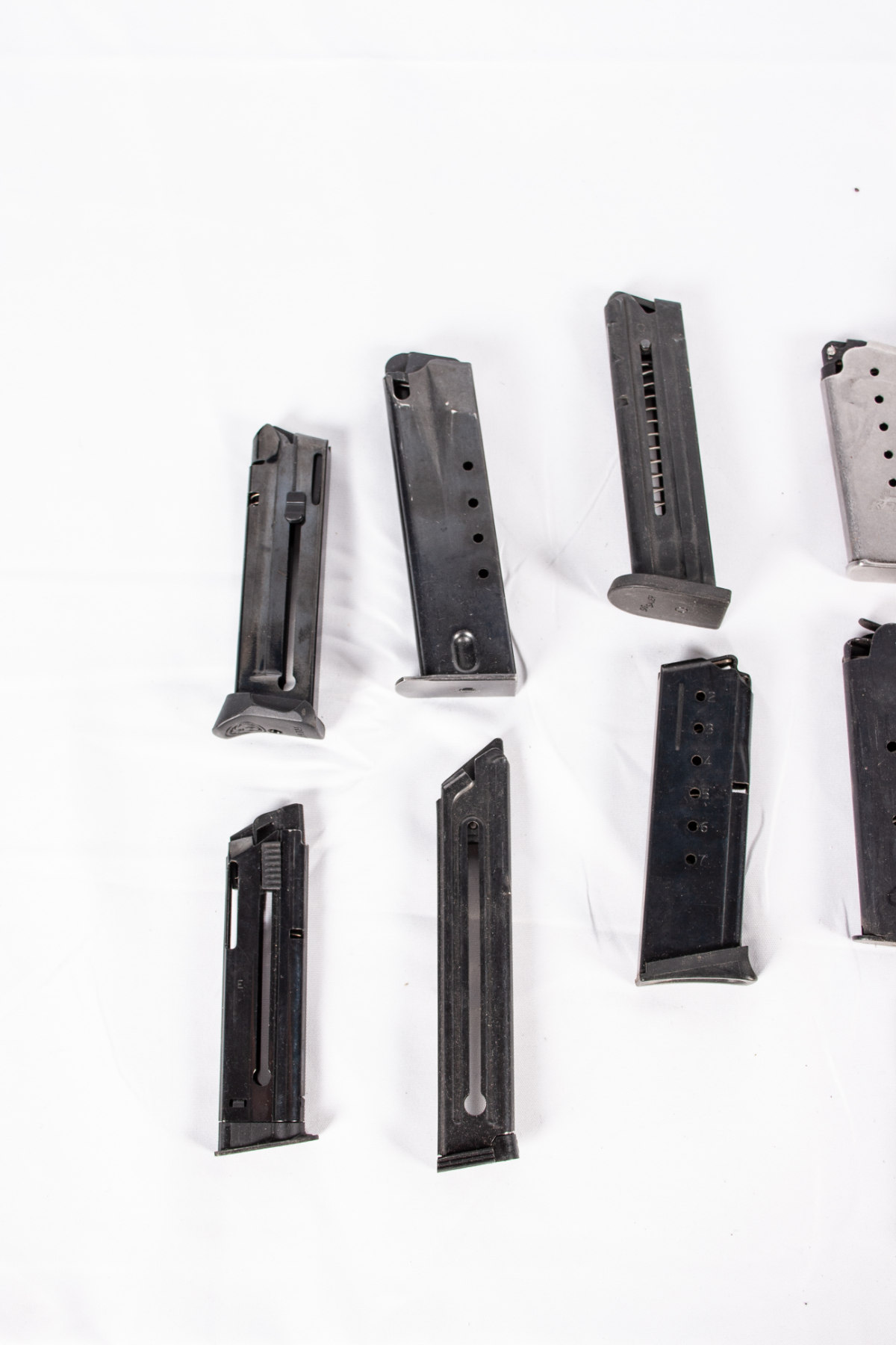 Lot Of 25 Assorted Magazines. .25 Acp For Sale at GunAuction.com - 16956003