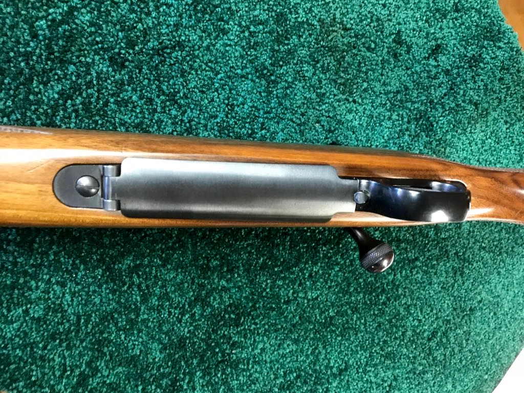 Winchester Model 70 Lightweight Bolt Rifle 270 Win With Vortex Viper 2 ...