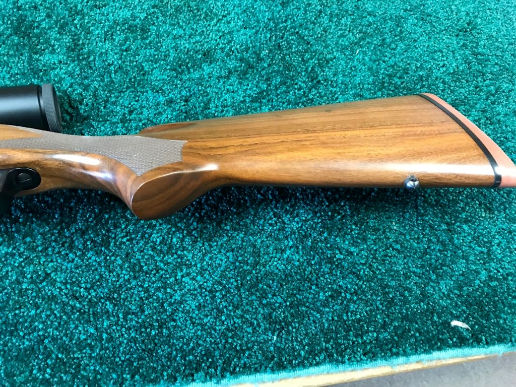 Winchester Model 70 Lightweight Bolt Rifle 270 Win With Vortex Viper 2 ...