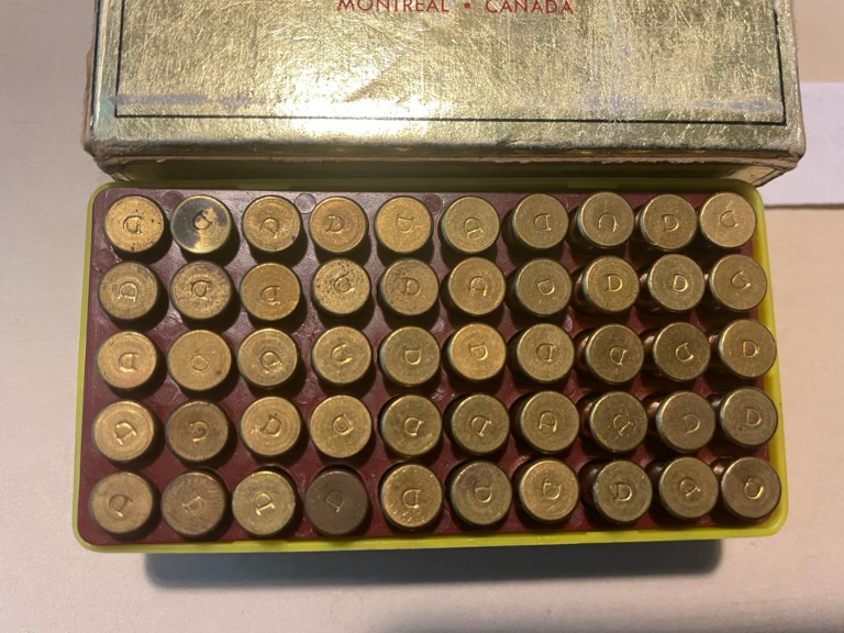 Imperial 22LR Canadian Tire Corp. LTD. (C. I. L.) Full Ammo Box .22 LR ...