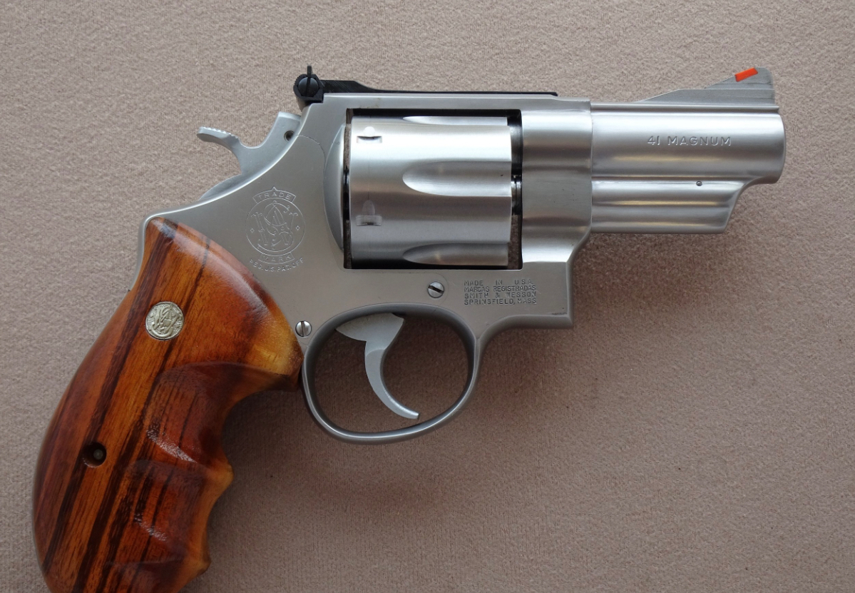 Smith & Wesson Smith And Wesson Model 657 .41 Magnum With 3" Barrel .41 ...