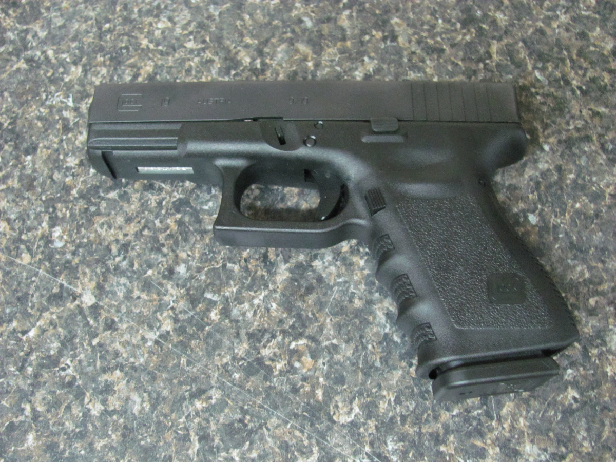 Glock 19 Austria 9x19 New In Box 9mm Luger For Sale at GunAuction.com ...