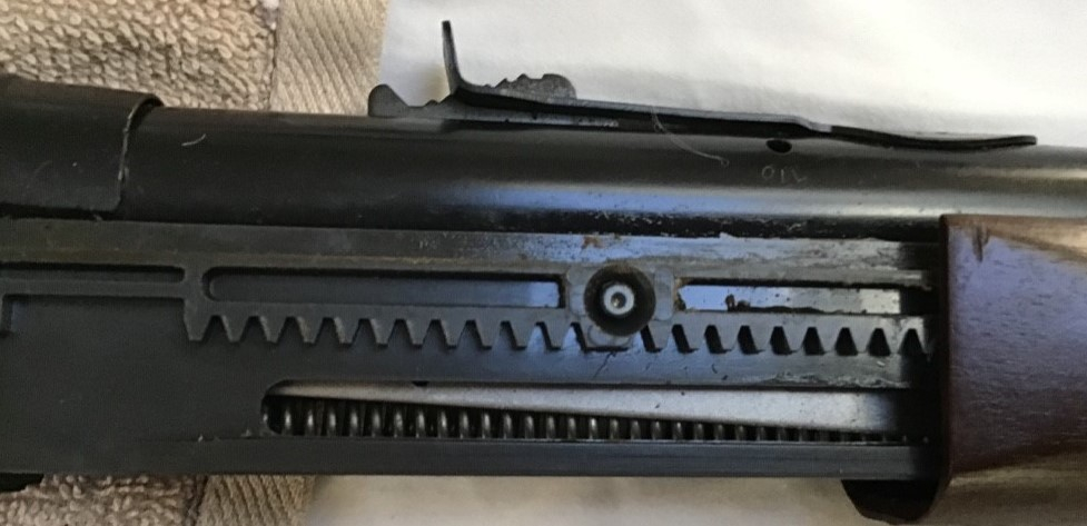 DAISY MODEL 26 PUMP SPLITTIN IMAGE BB Gun.... 17120916 - GunAuction.com