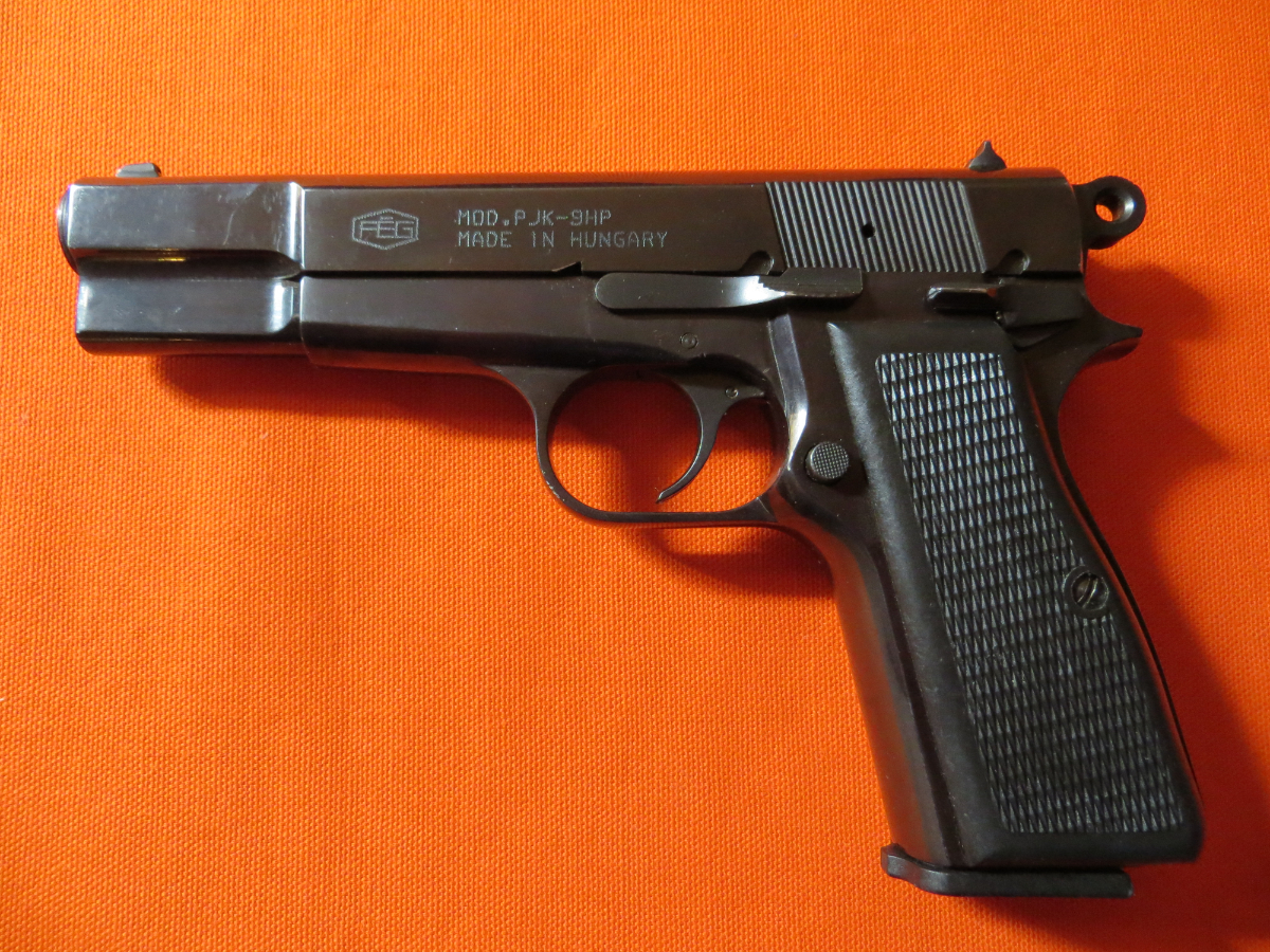 Hungary Hungarian Hi Power 9mm 9mm Luger 17269181 - GunAuction.com
