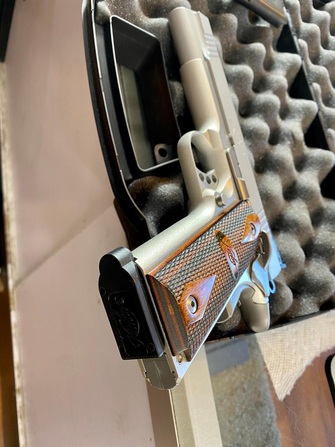 Kimber 1911 Rimfire Target .22lr With Two Magazines One Owner Like New ...