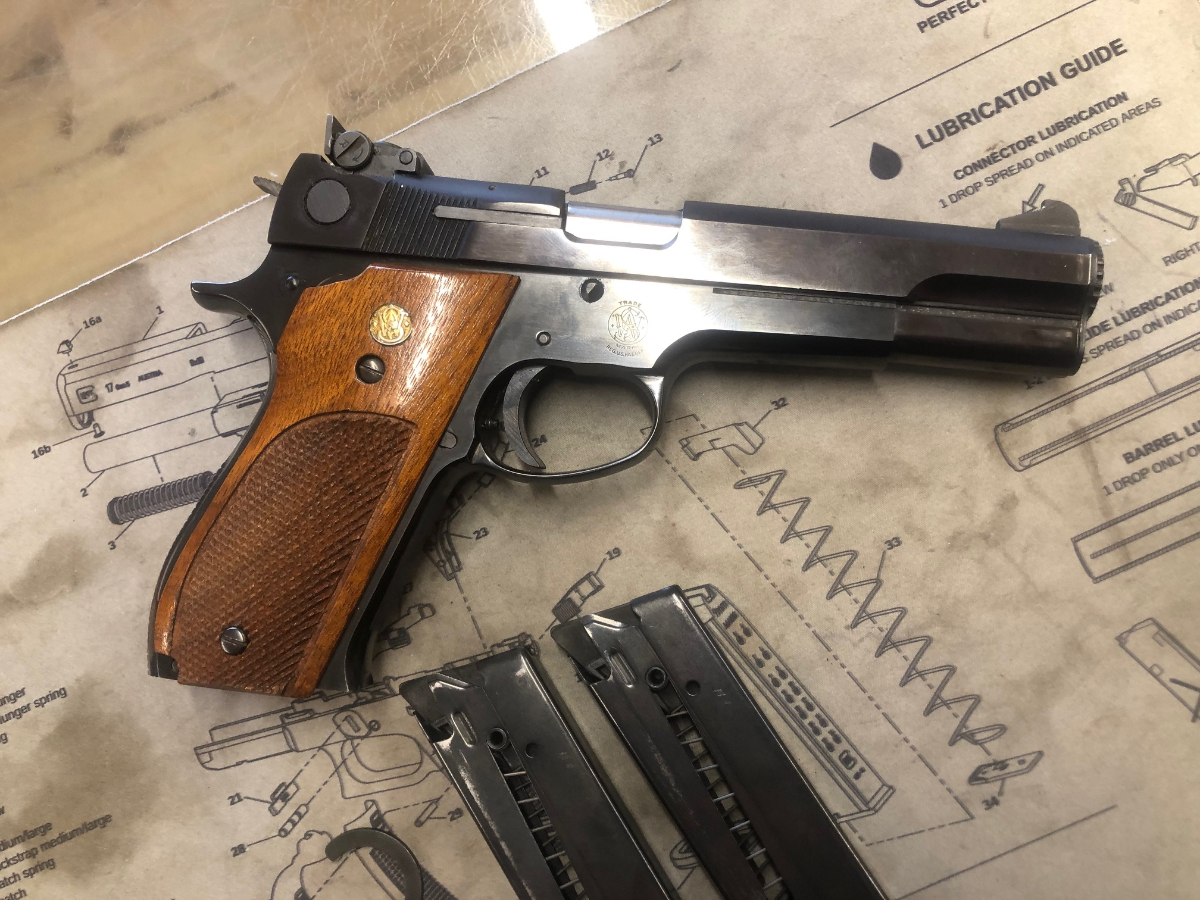 Smith & Wesson Model 52-2 .38 Special 17329217 - GunAuction.com