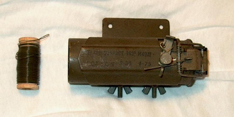 M49a1 Surface Trip Flare W/ Wire For Sale at GunAuction.com - 3589196