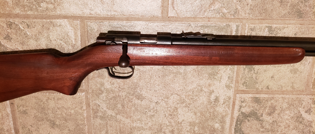 Winchester Model 72 Bolt Action, Tube Fed Rifle Chambered In .22 S,L ...