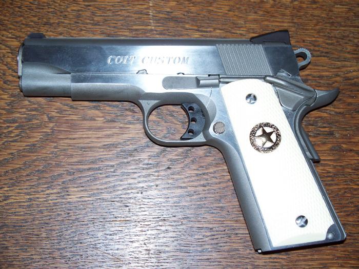 Colt Custom Shop Combat Commander .45 ACP