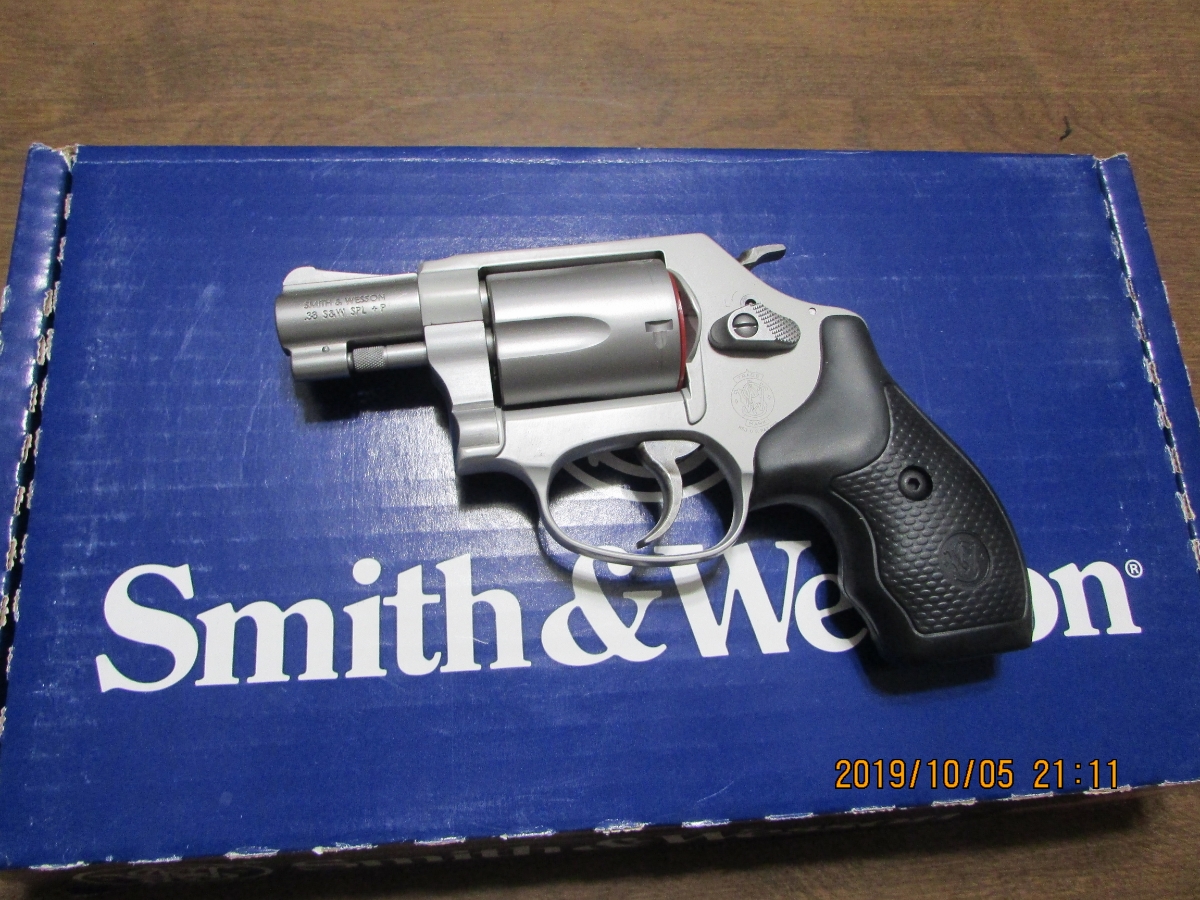 Smith & Wesson M637 Stainless 38 Special Revolver New In Box .38 ...