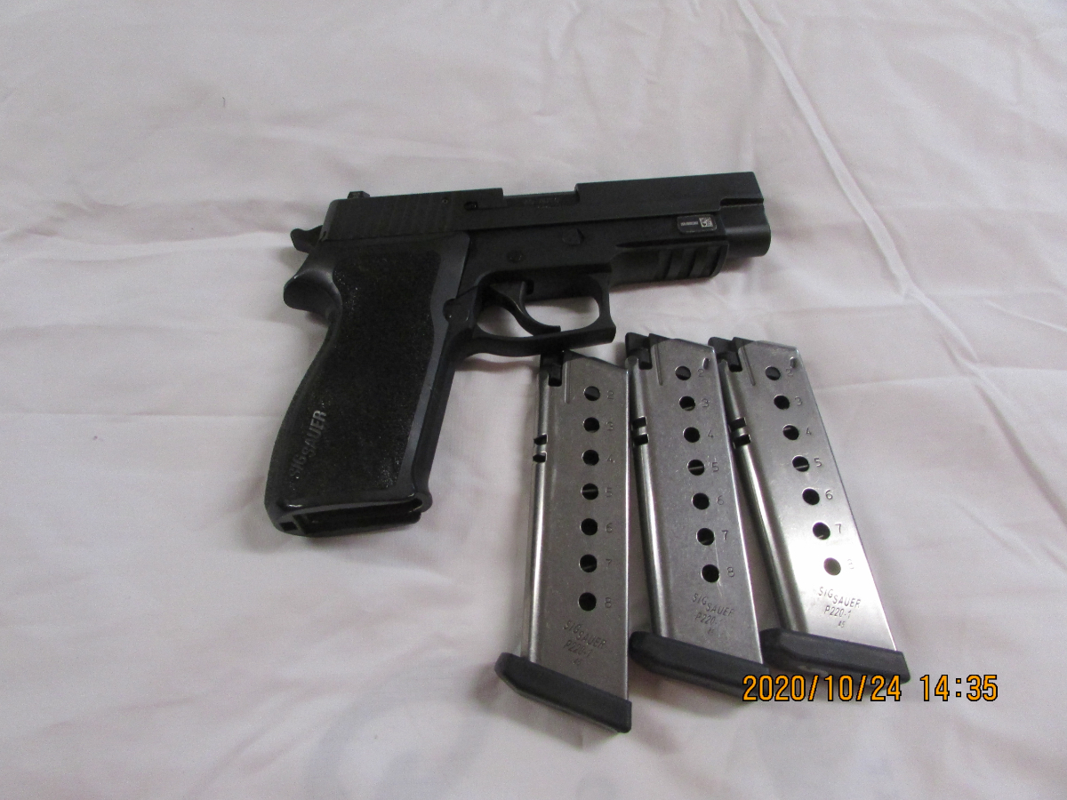 Sig Sauer P220 Exeter 45acp W/3 Magazines .45 Acp For Sale at ...