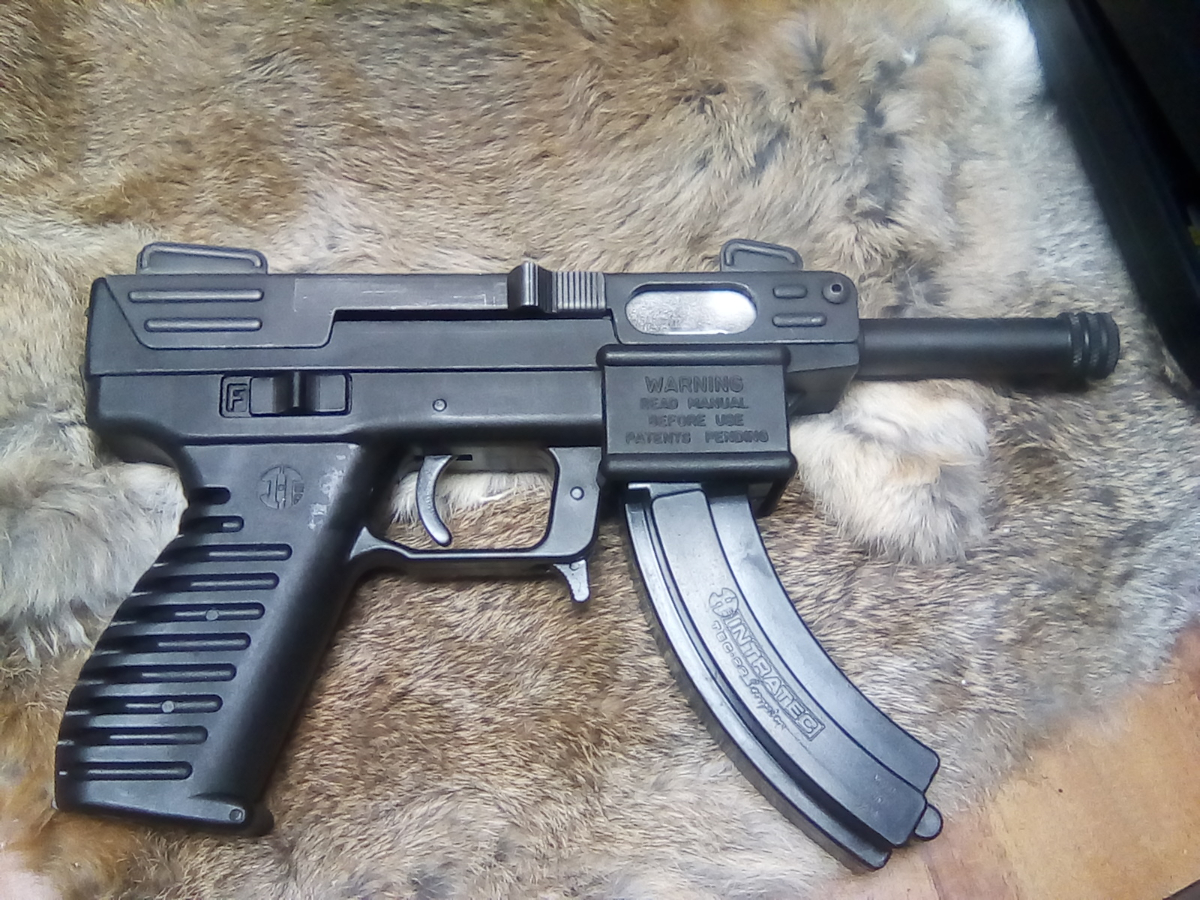 Intratec Tec22 22lr Pistol .22 Lr For Sale at GunAuction.com - 17124313
