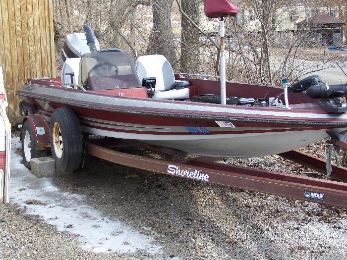 Winner Tournament Bass Boat 150 Hp For Sale at GunAuction.com - 8509169