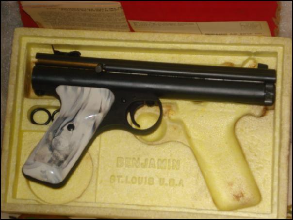 Benjamin 422 Semi-Auto+Box (Not Crosman Or Daisy) For Sale at ...