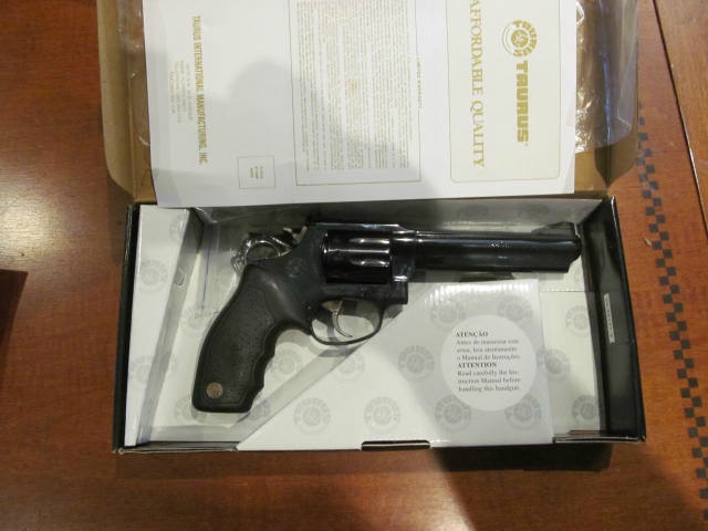 Taurus M94 5 .22 Lr For Sale at GunAuction.com - 15692707