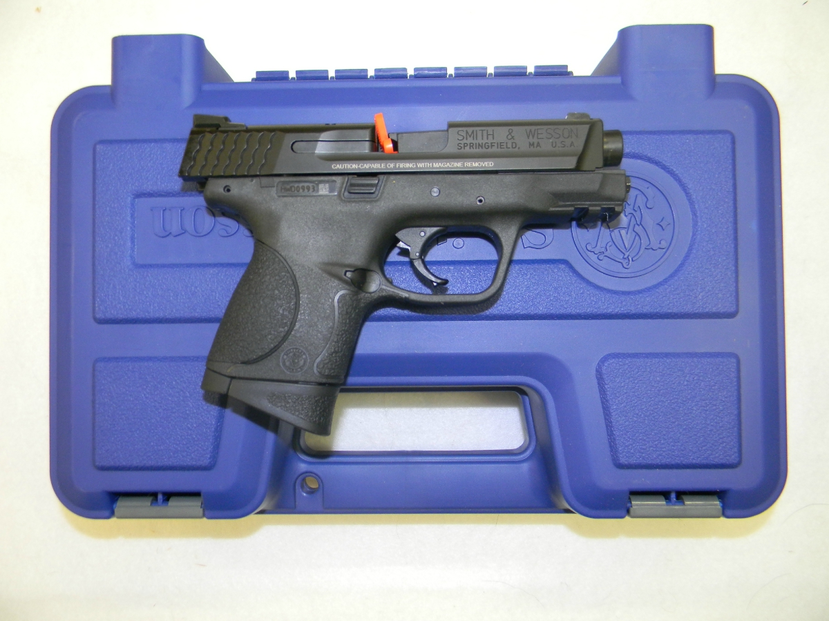 Smith & Wesson M&P 40c 40 S&W Compact Pistol .40 S&W For Sale at ...