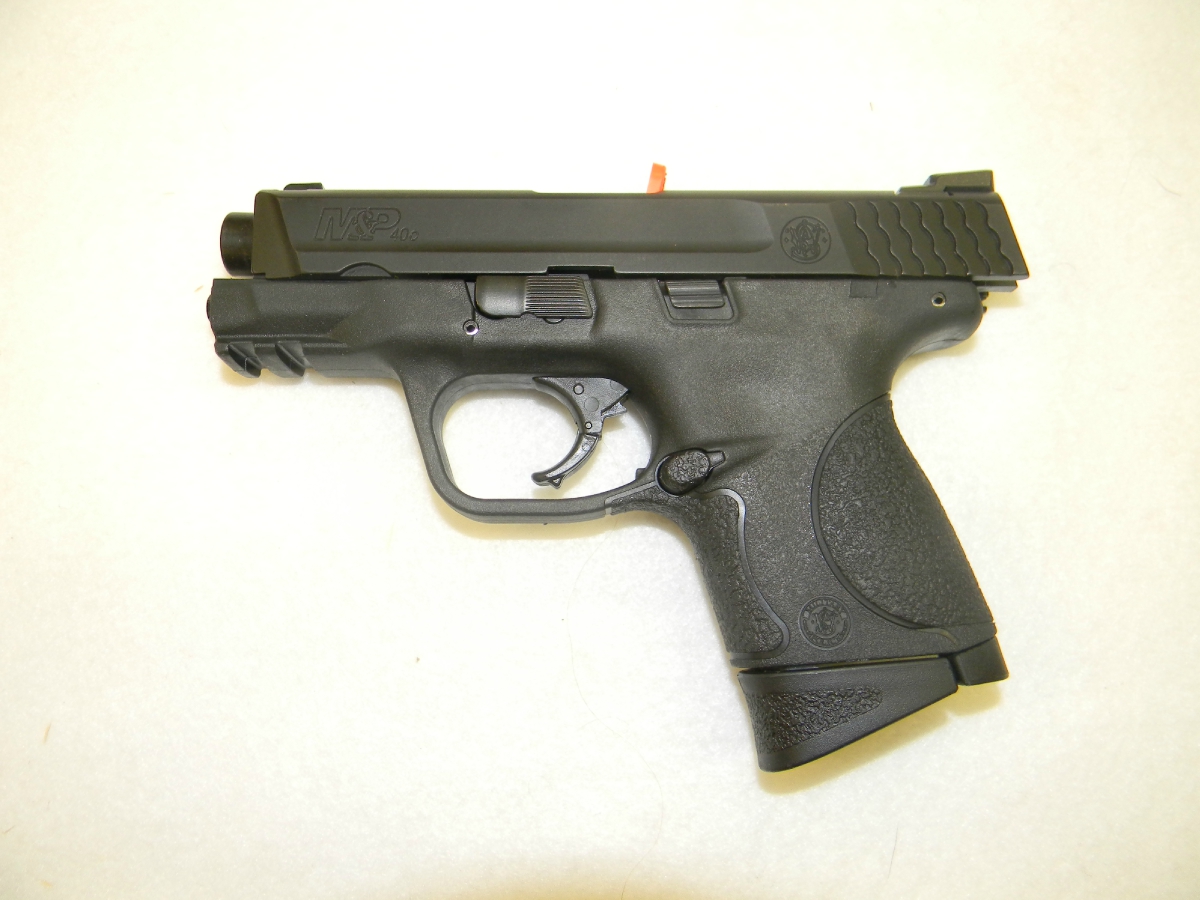 Smith & Wesson M&P 40c 40 S&W Compact Pistol .40 S&W For Sale at ...